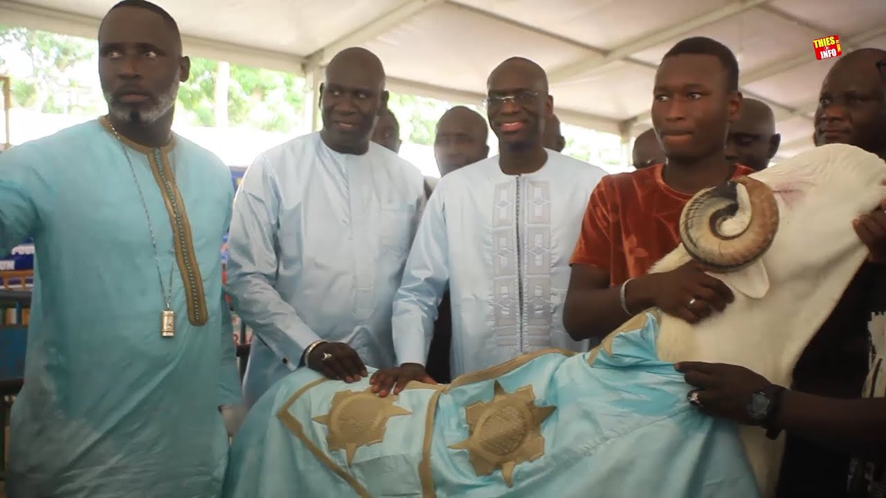 Manifestations Au Sénégal Le Directeur De Aibd Abdoulaye Dieye Salut